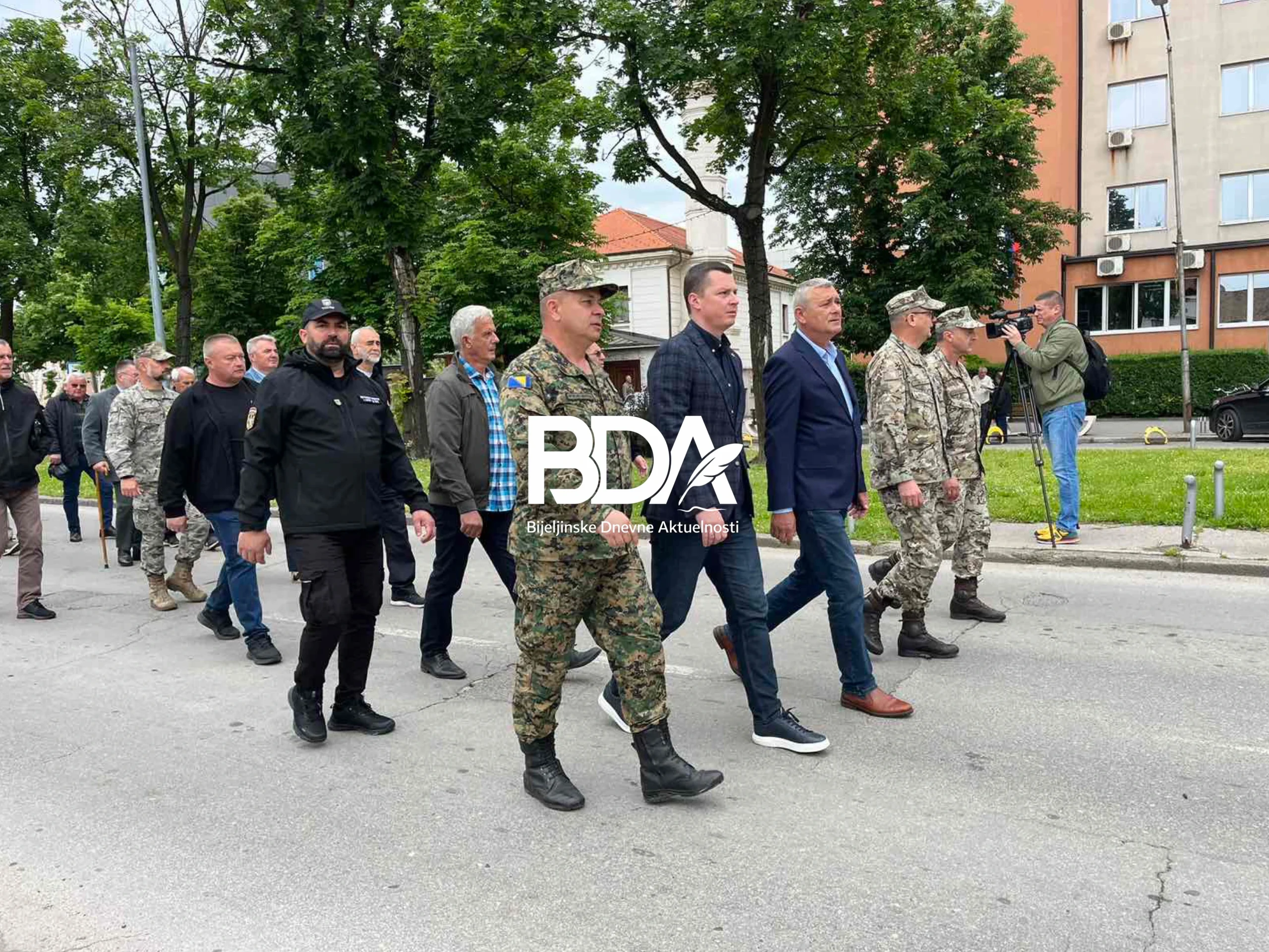 U Bijeljini obilježen Dan Vojske Republike Srpske, Dan semberskih ...